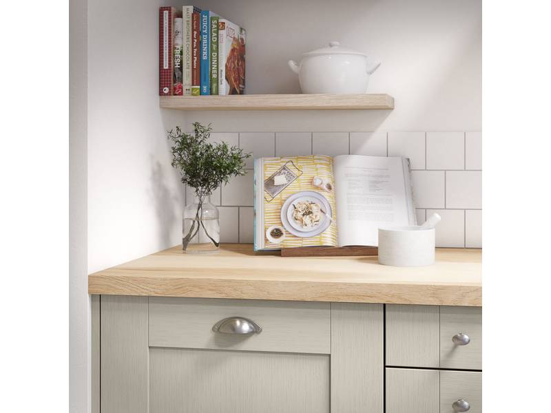 Light oak laminate worktop